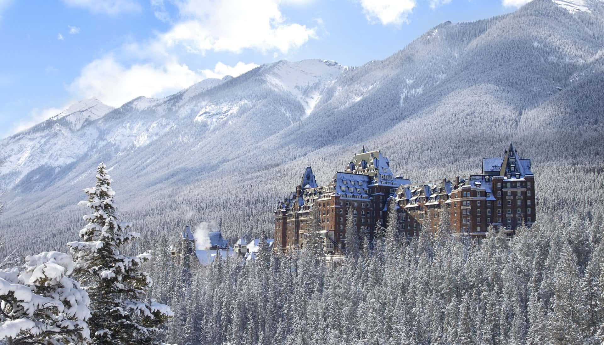 Banff to Jasper Drive: 5 Amazing Stops Along The Way