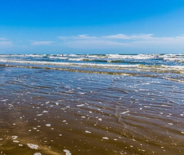 The 10 Best Beaches in Texas for Families to Visit