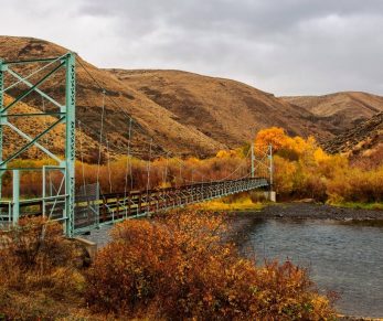 10 Great Places to See Fall Colors in Washington State 2025